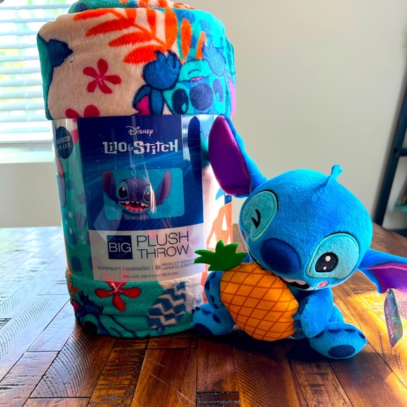 The Big One | Bedding | New Disney Lilo And Stitch Oversized Plush ...